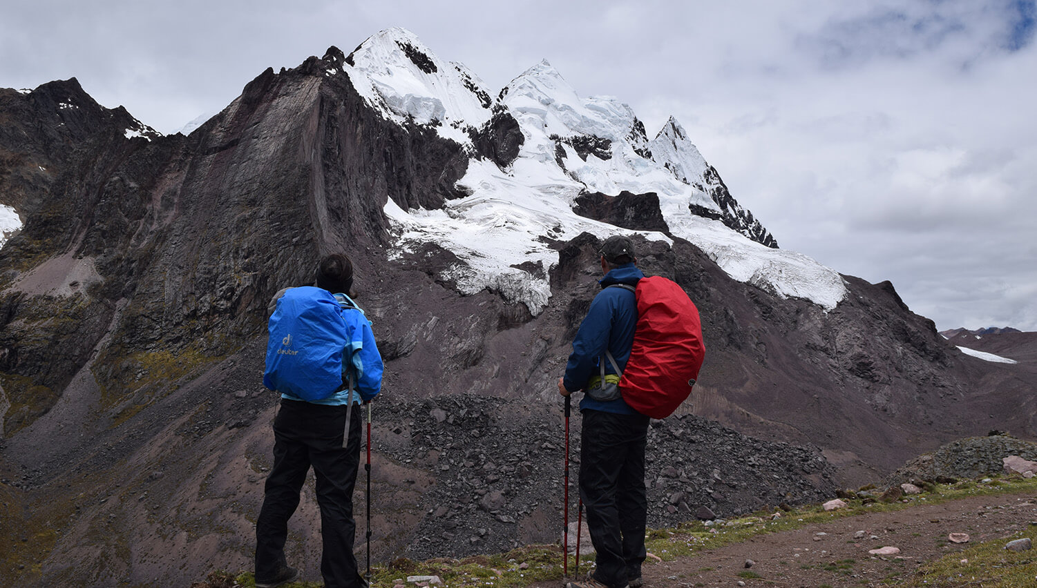 Trekking guiado vs trekking independiente: ¿Cuál es la mejor opción ...